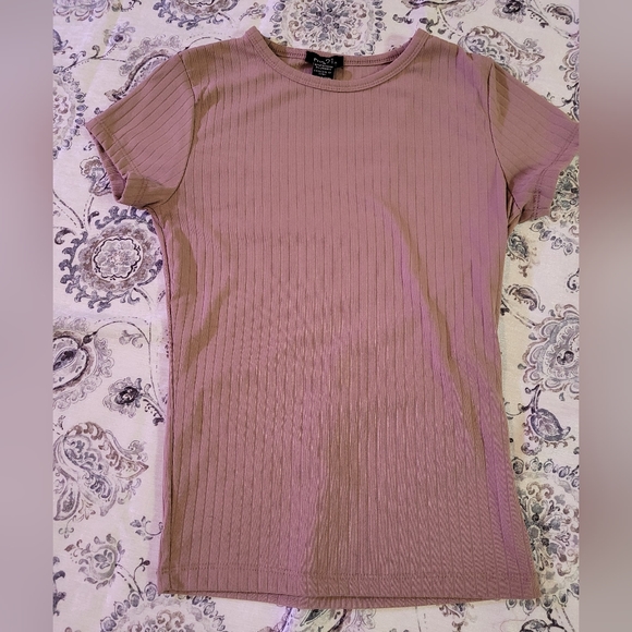 Rue21 | Tops | Rue 2 T Shirt Medium | Poshmark